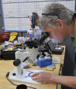 Microscope Service – Leeds Micro